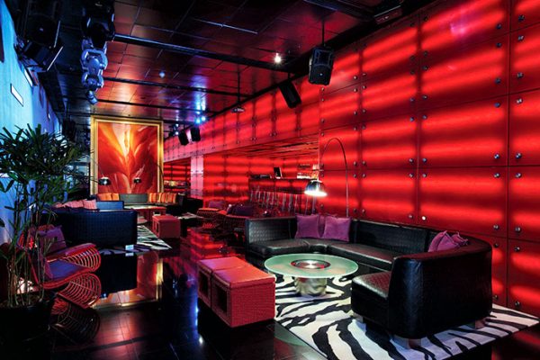 Take the center stage at The Music bar - COOK MAGAZINE